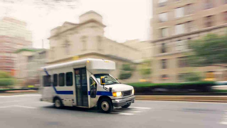 What Makes Paratransit Different from Other Transport Services? - Spedsta